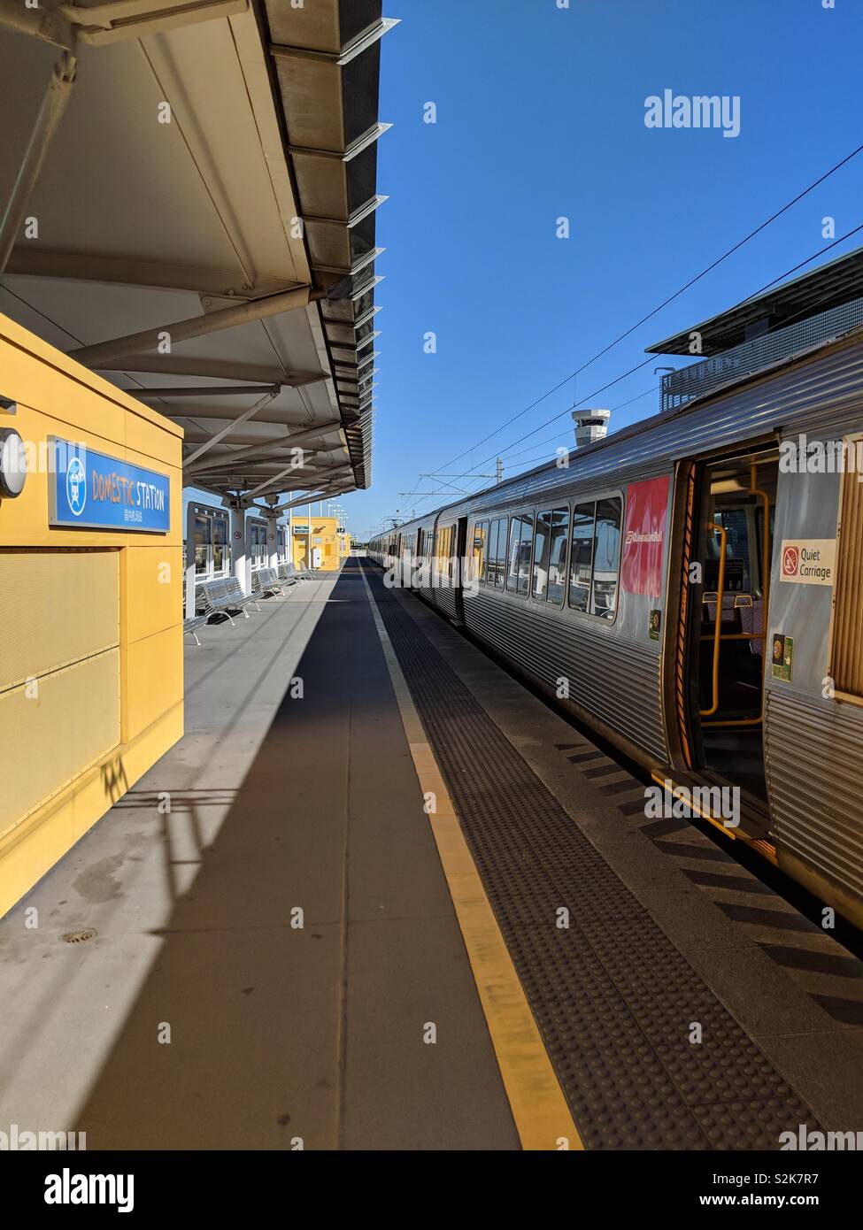 Airtrain High Resolution Stock Photography and Images - Alamy