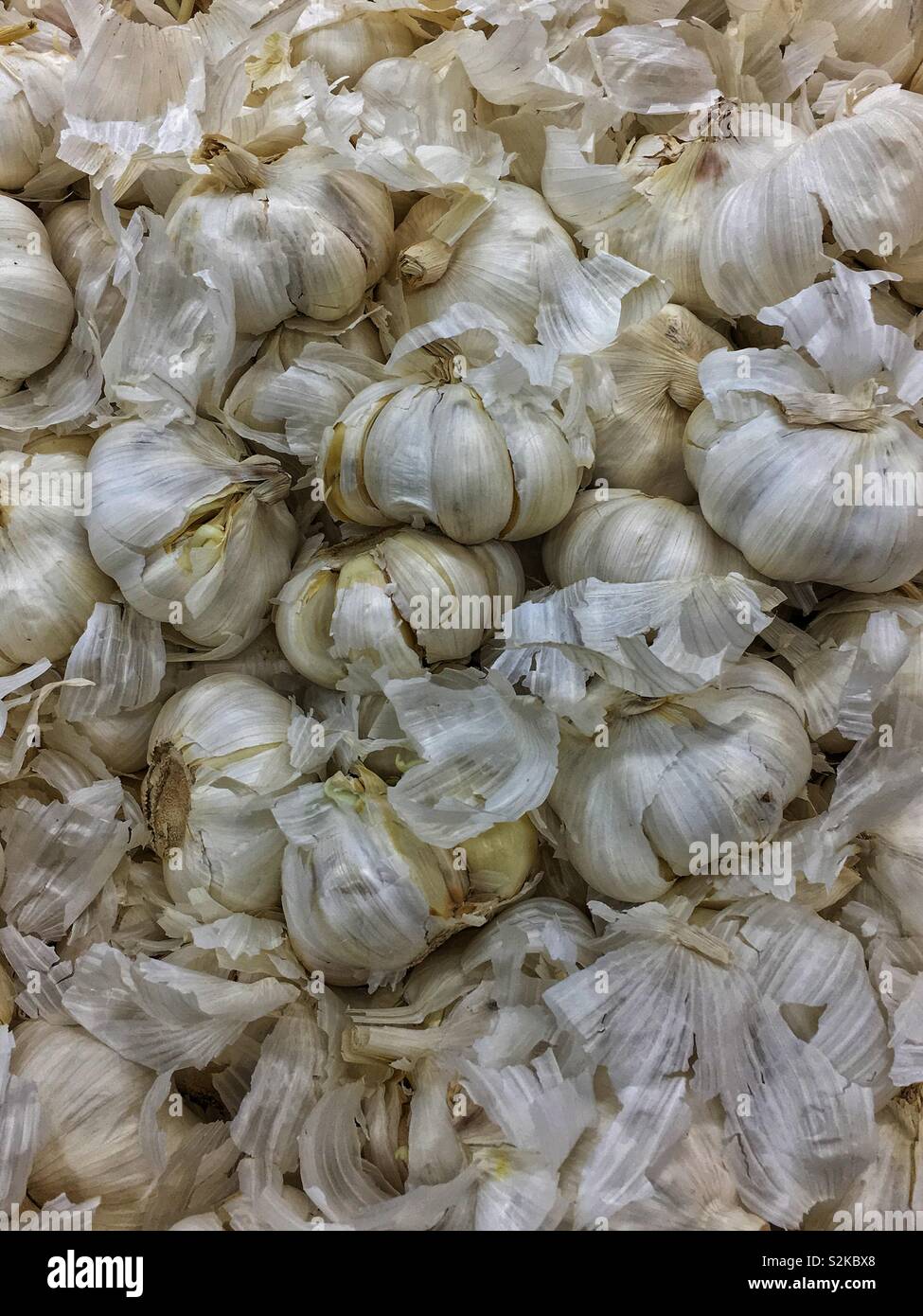 Produce garlic hi-res stock photography and images - Alamy