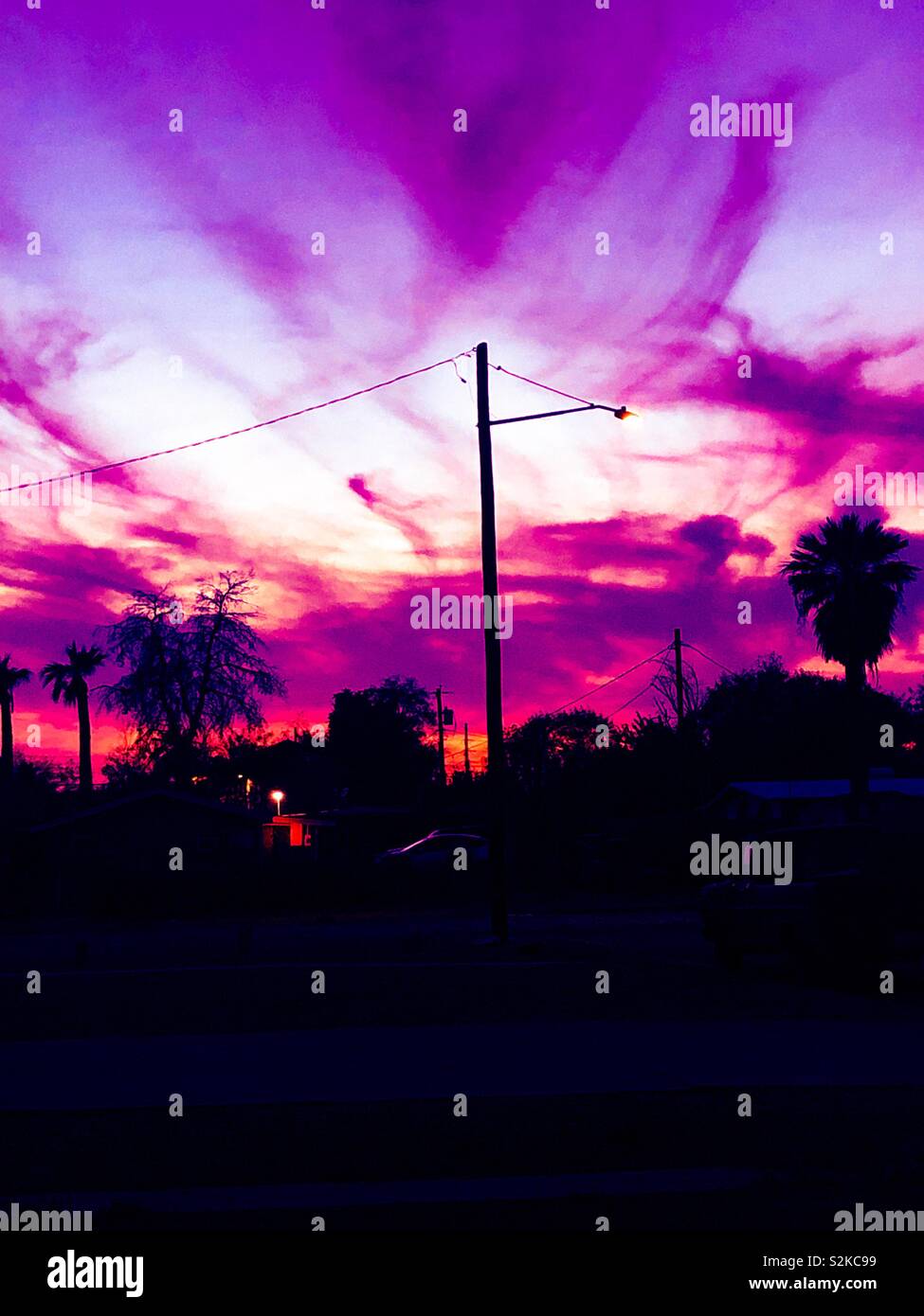 Purple scenery hi-res stock photography and images - Alamy