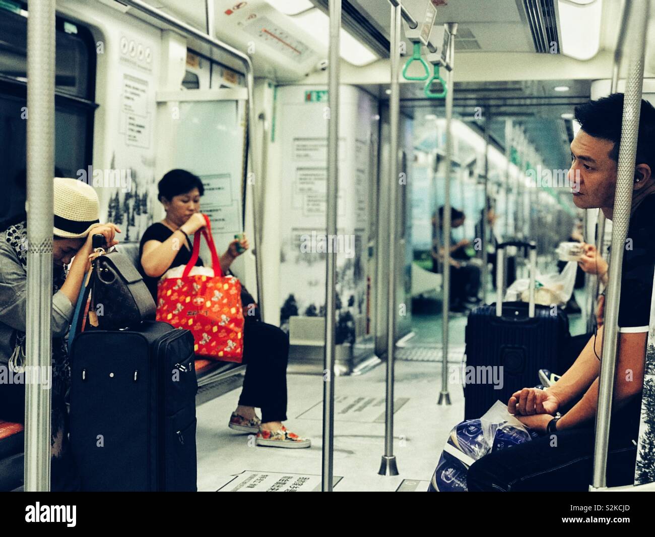 Blue line train hi-res stock photography and images - Alamy