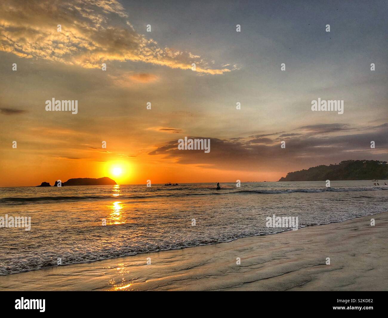 Costa horizon hi-res stock photography and images - Alamy