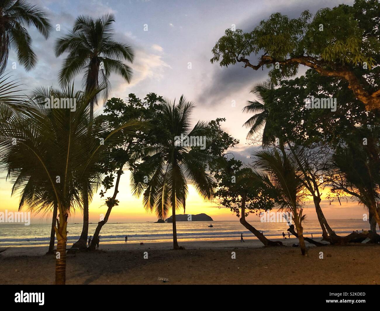 Costa horizon hi-res stock photography and images - Alamy