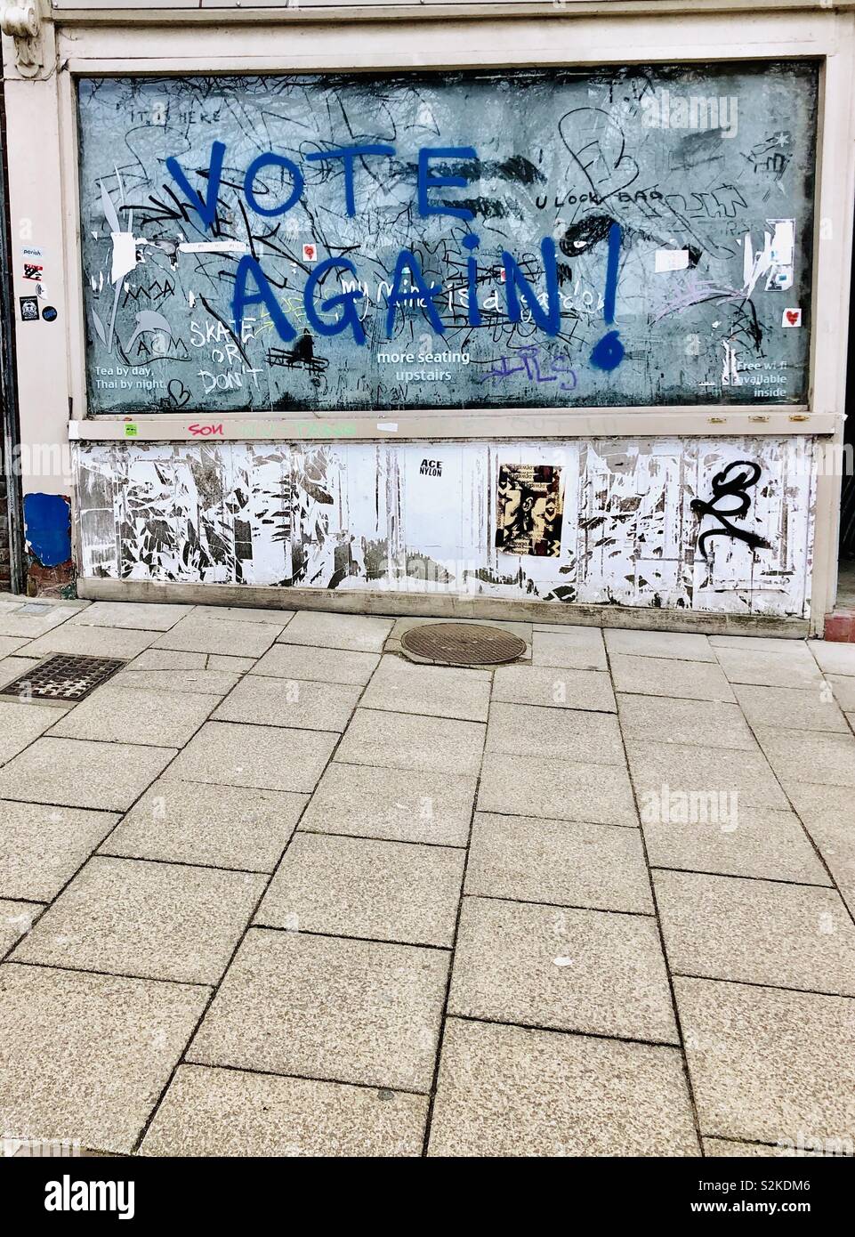 Voting again hi-res stock photography and images - Alamy