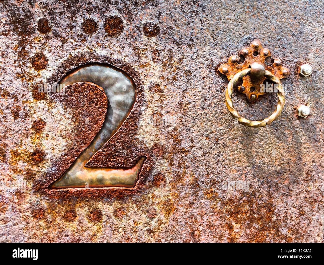 Rusty rivets hi-res stock photography and images - Alamy
