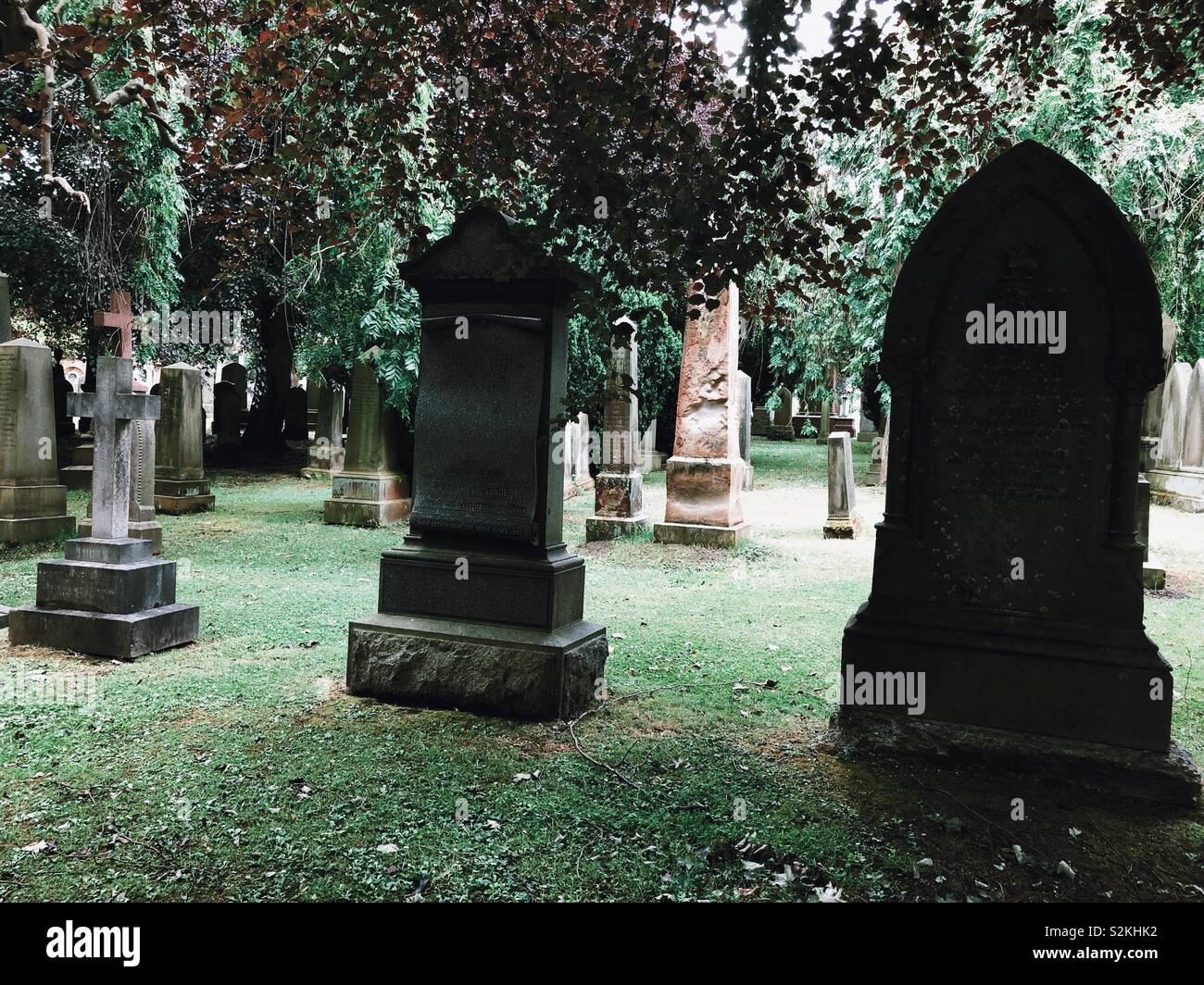 Gothic Graves High Resolution Stock Photography and Images - Alamy