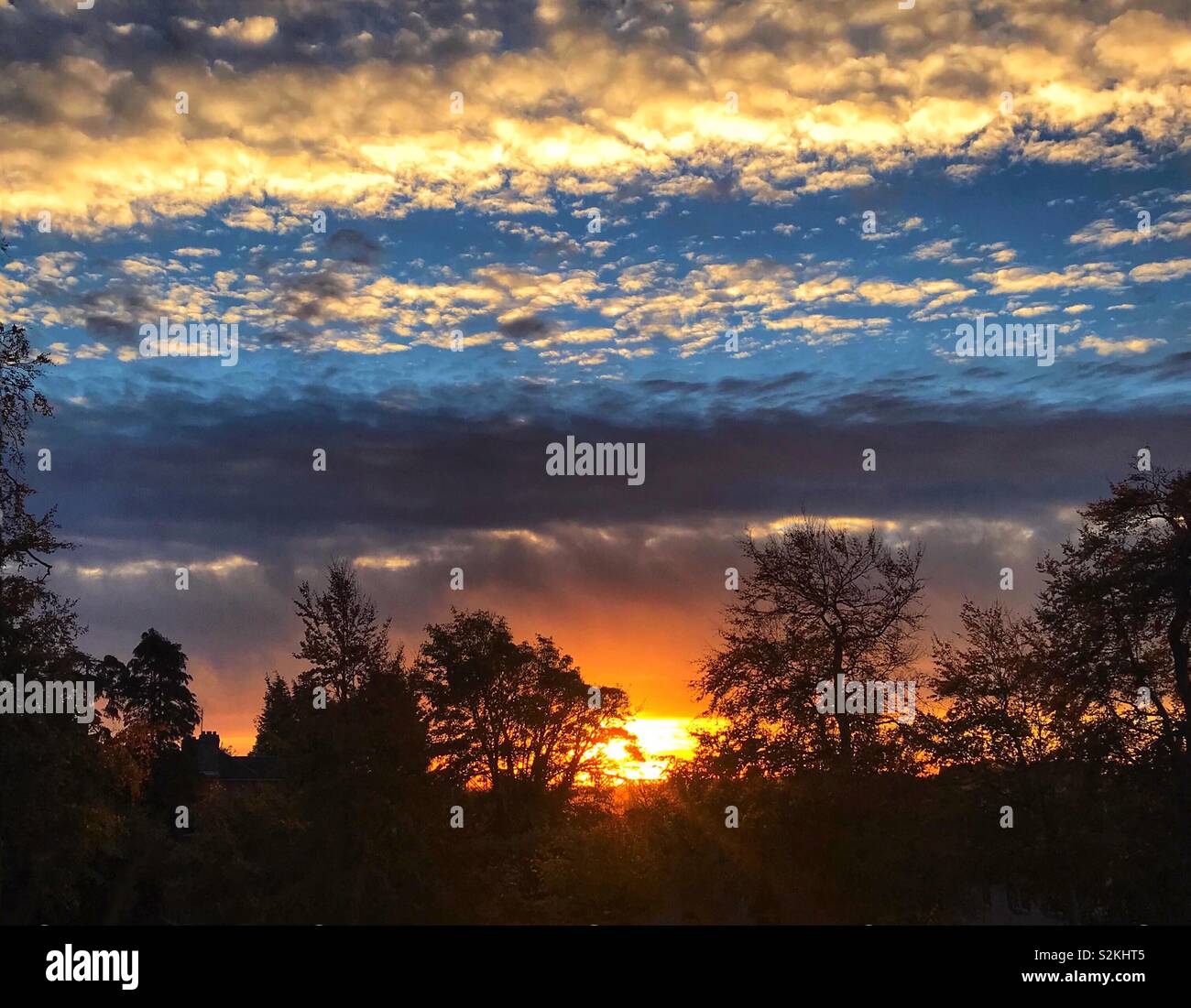 Blue sky with incredible clouds hi-res stock photography and images - Alamy