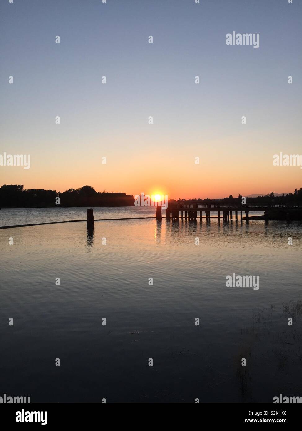 Natures sunset hi-res stock photography and images - Alamy