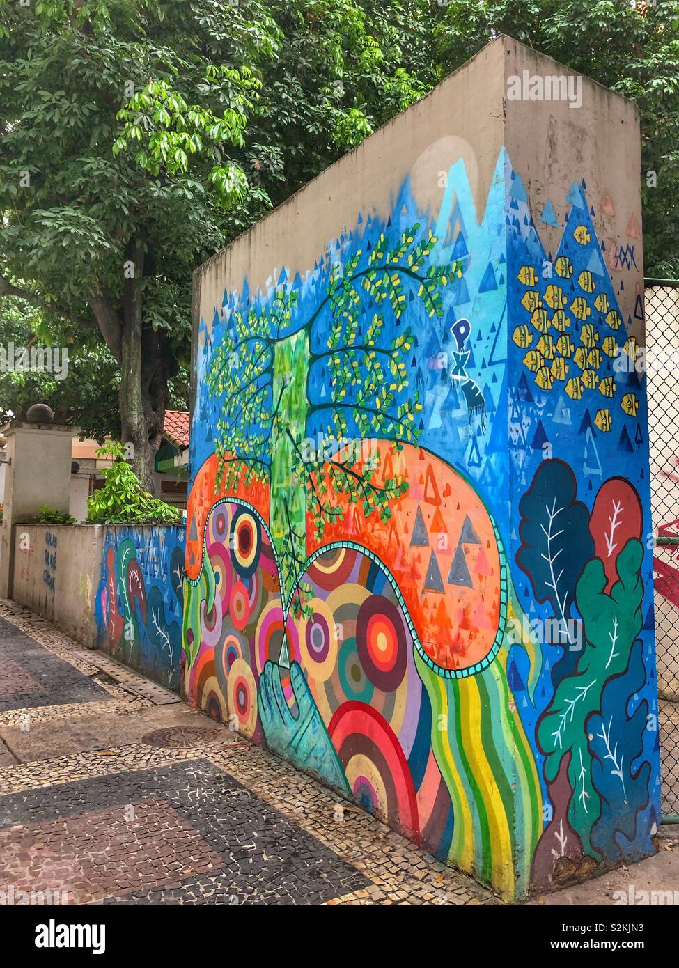 Colourful urban street art in Rio de Janeiro, Brazil Stock Photo - Alamy