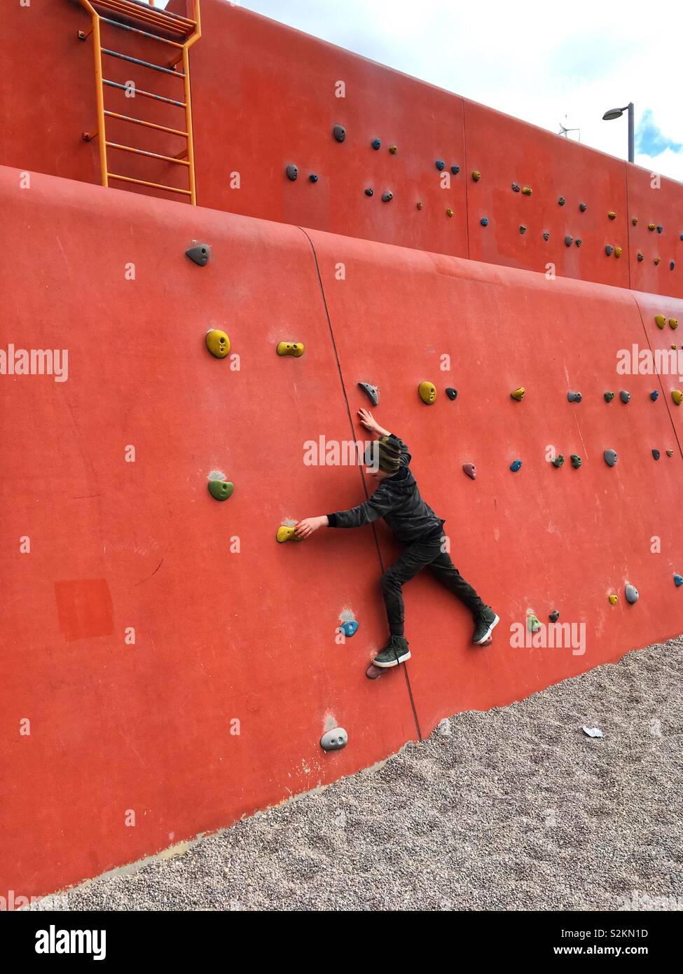 The climbing wall in The Queen Elizabeth Olympic Park, Stratford ...