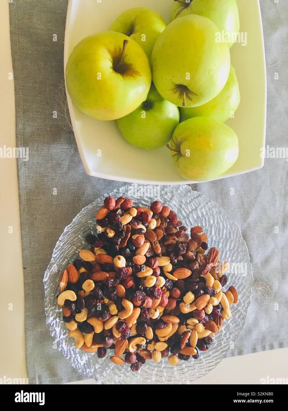 Nuts apples hi-res stock photography and images - Alamy