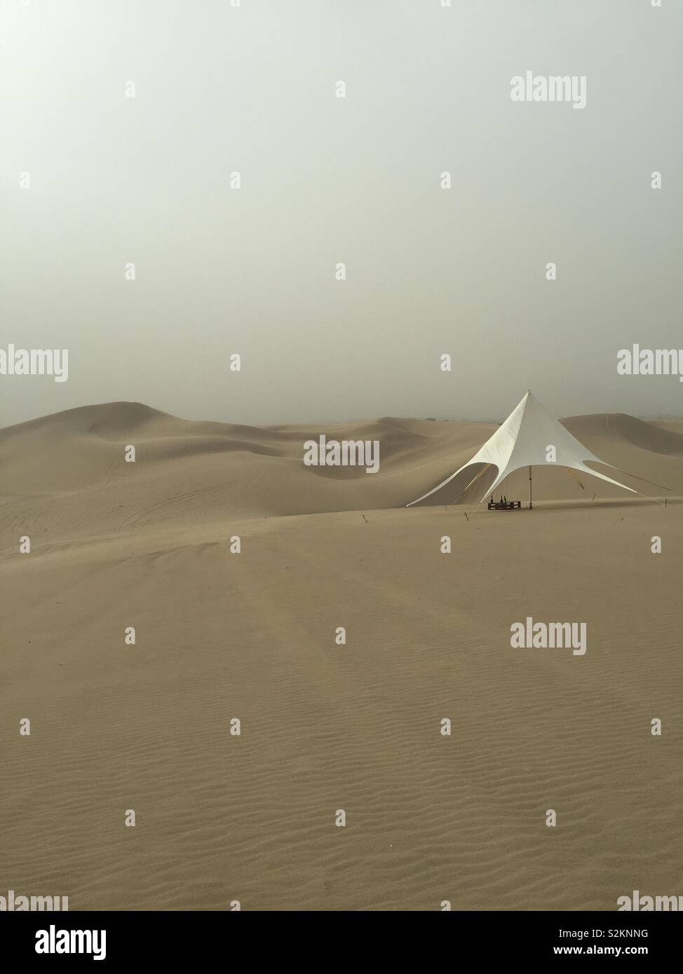 Desert peru hi-res stock photography and images - Alamy