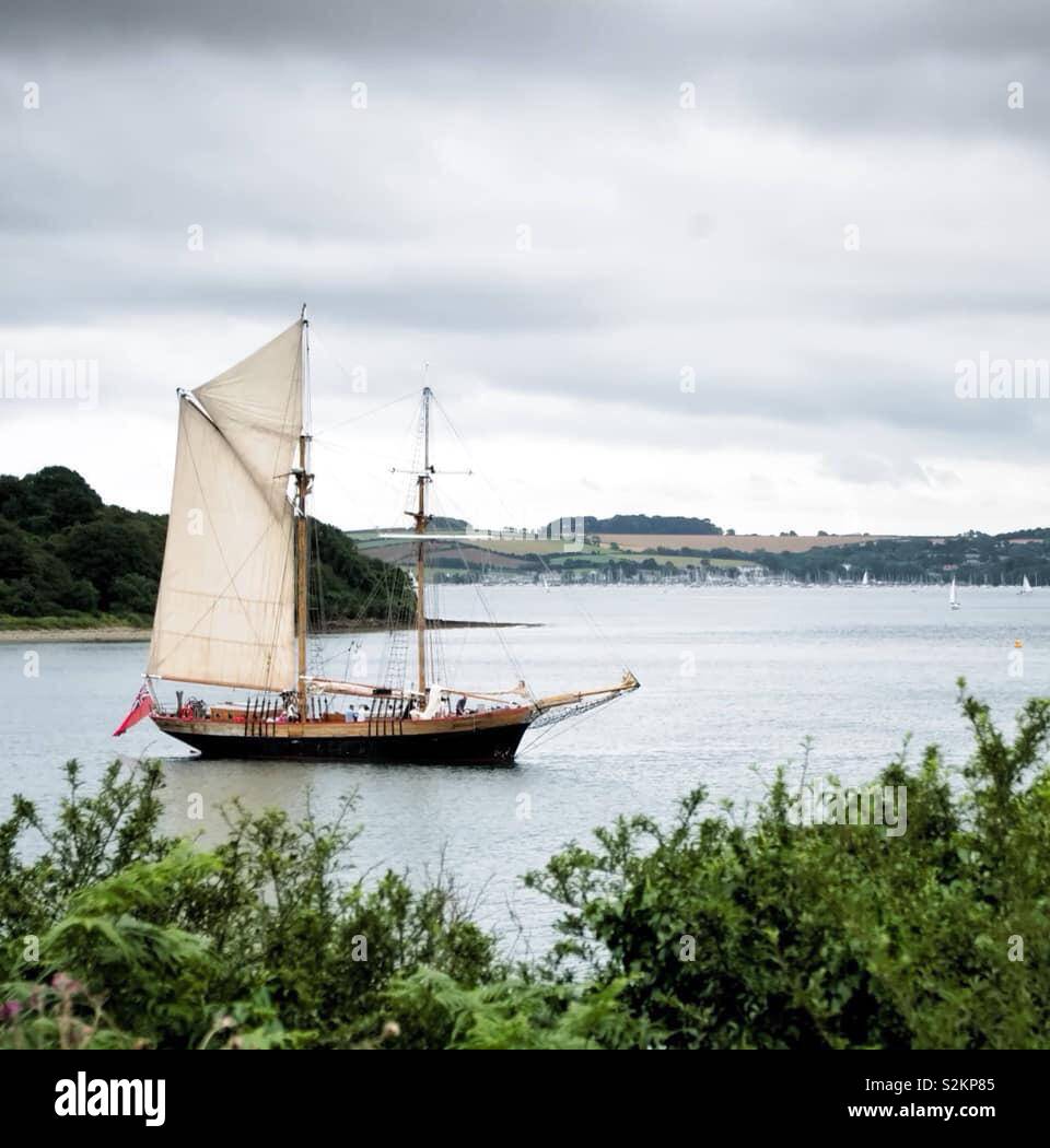 River fal and boat hi-res stock photography and images - Alamy