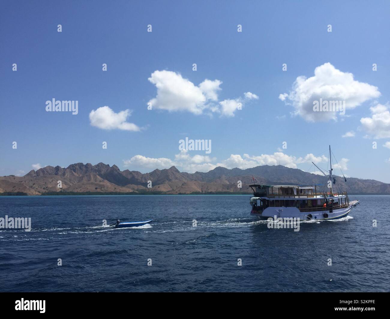 Sailing life hi-res stock photography and images - Alamy