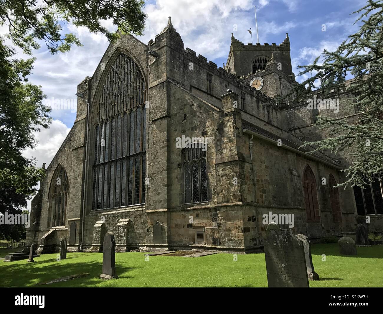 Cartmel church england hi-res stock photography and images - Alamy