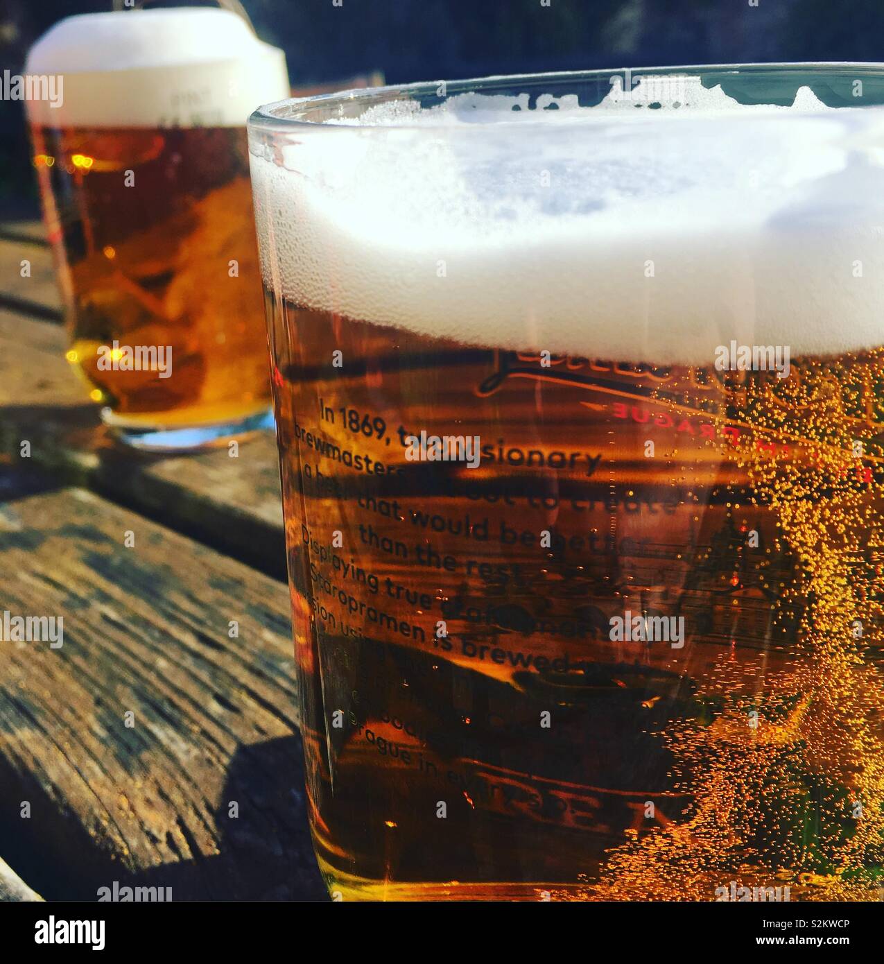 Beer sunshine hi-res stock photography and images - Alamy