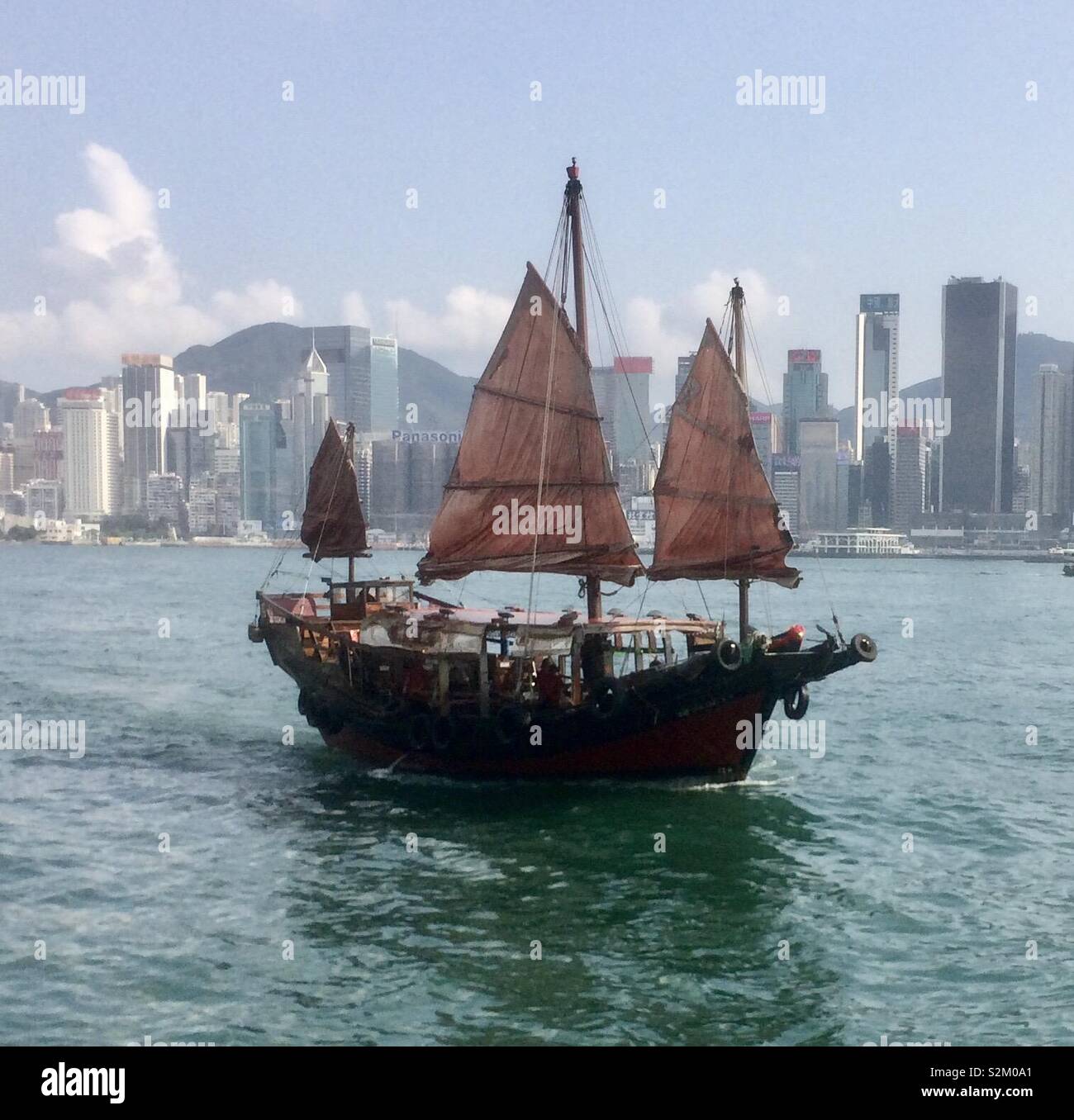 Hongkong boat hi-res stock photography and images - Alamy