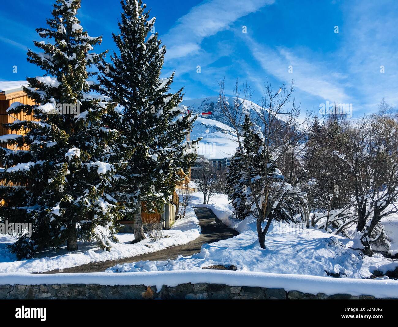 Alpe d’huez france hi-res stock photography and images - Alamy
