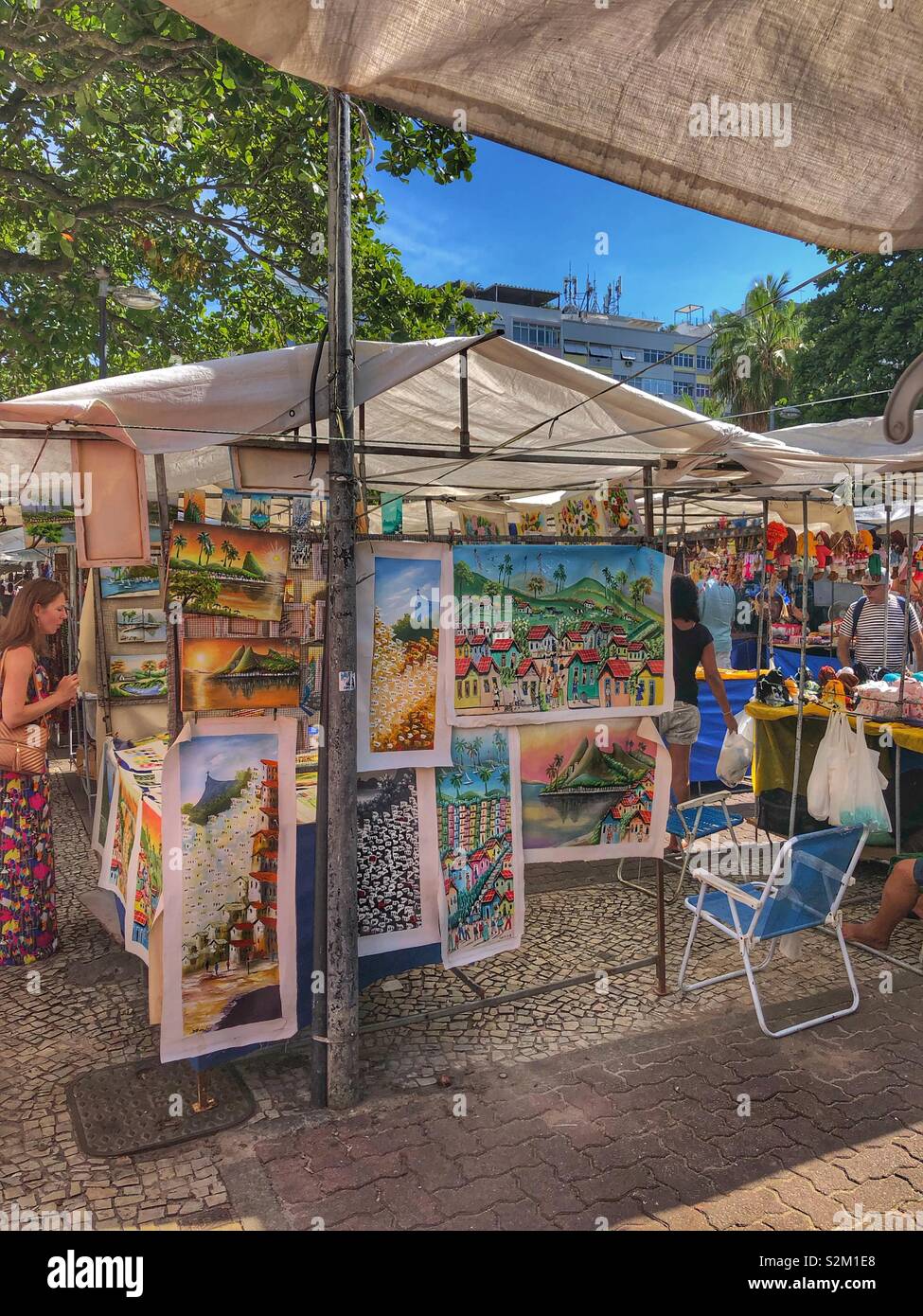 Ipanema outdoor market in Rio de Janeiro, Brazil Stock Photo - Alamy