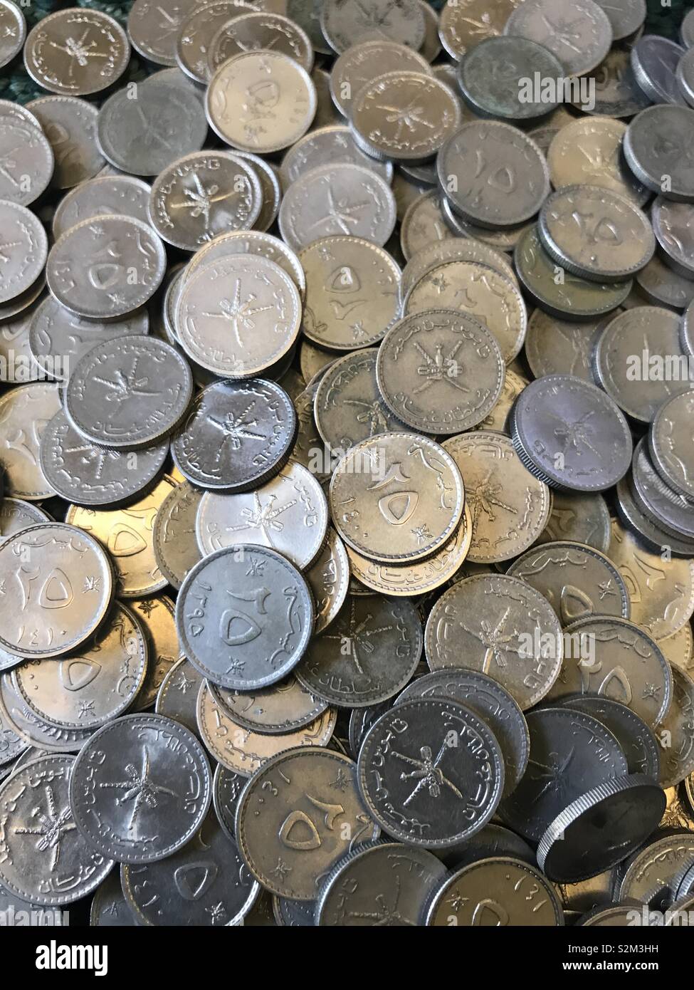 Arabic coins hi-res stock photography and images - Alamy