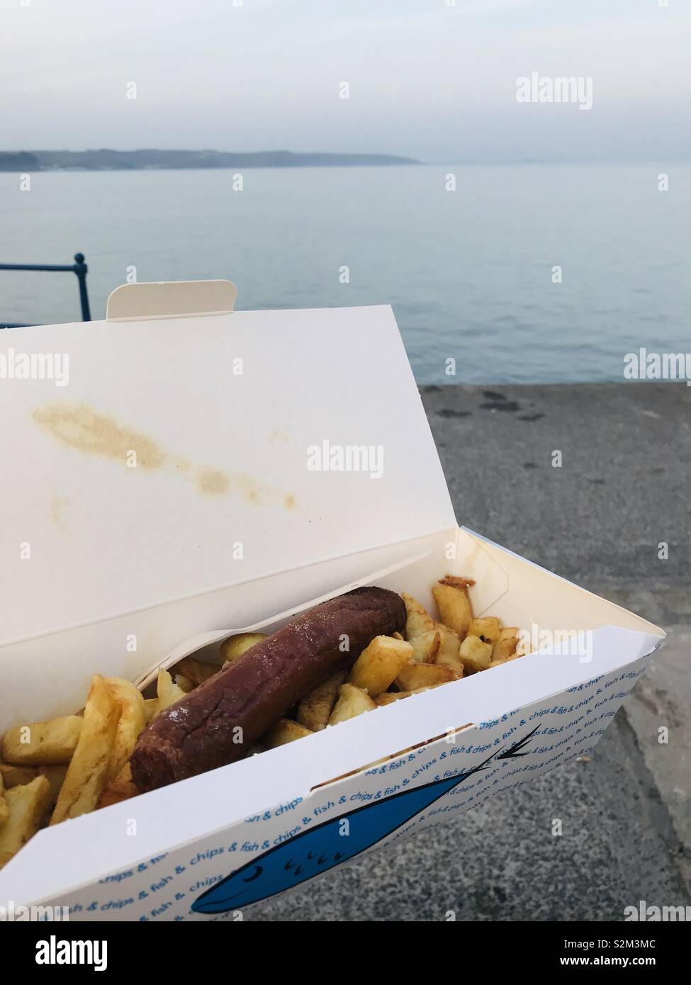 Chip shop chips hi-res stock photography and images - Alamy