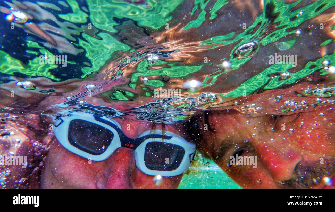Underwater, Couple, Love High Resolution Stock Photography and Images ...