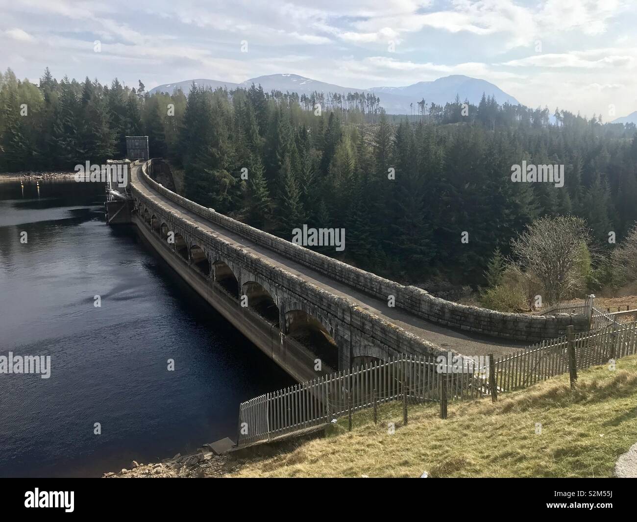 Roybridge hi-res stock photography and images - Alamy