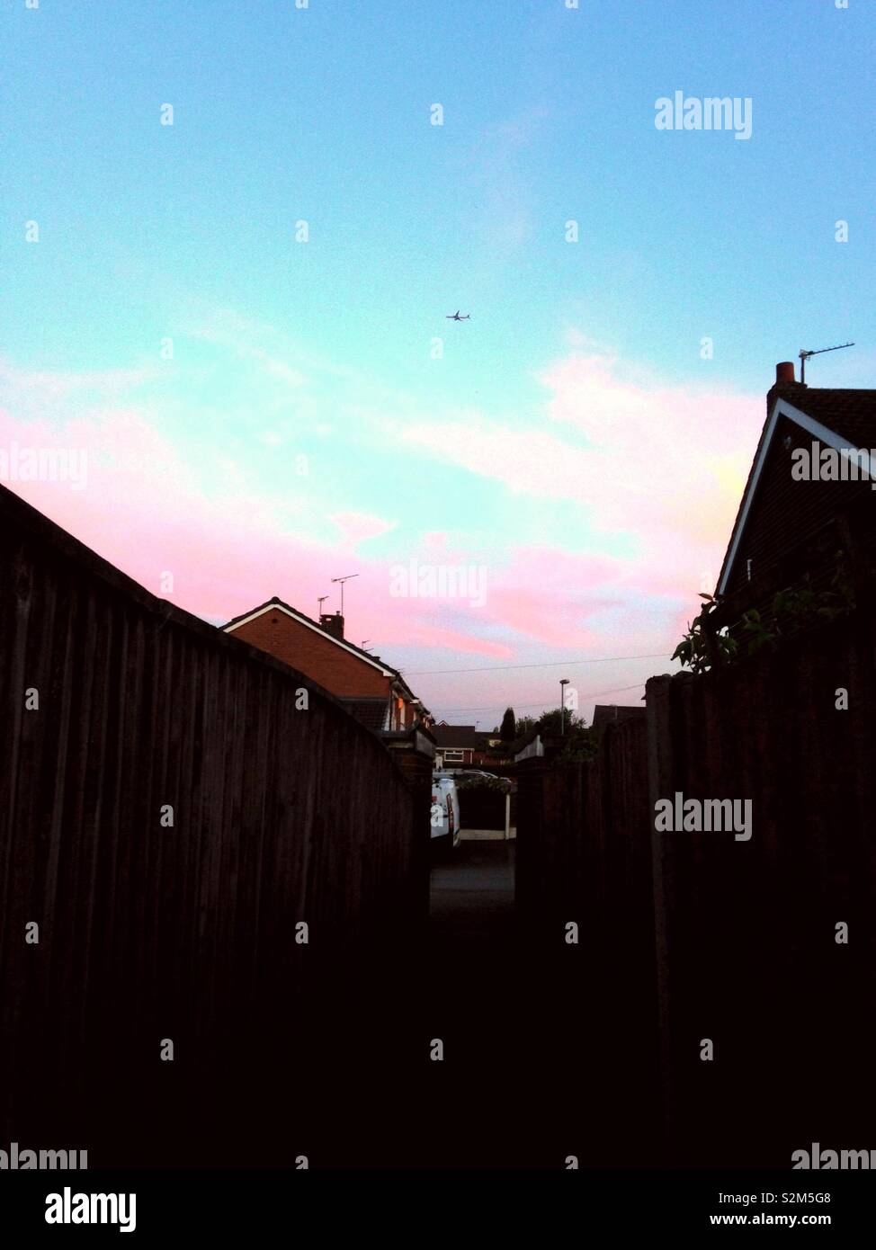 Nice alleyway hi-res stock photography and images - Alamy