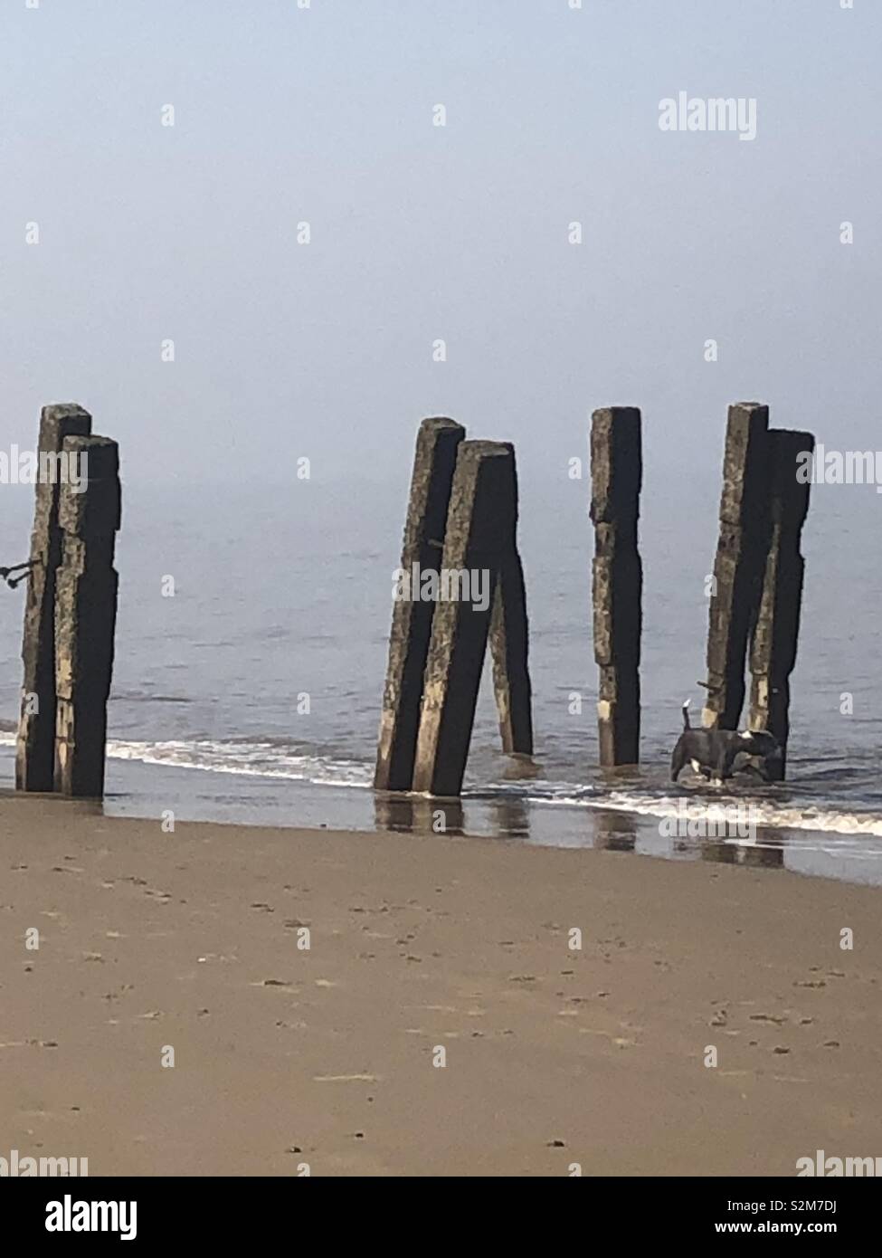 Seaside sea defence hi-res stock photography and images - Alamy