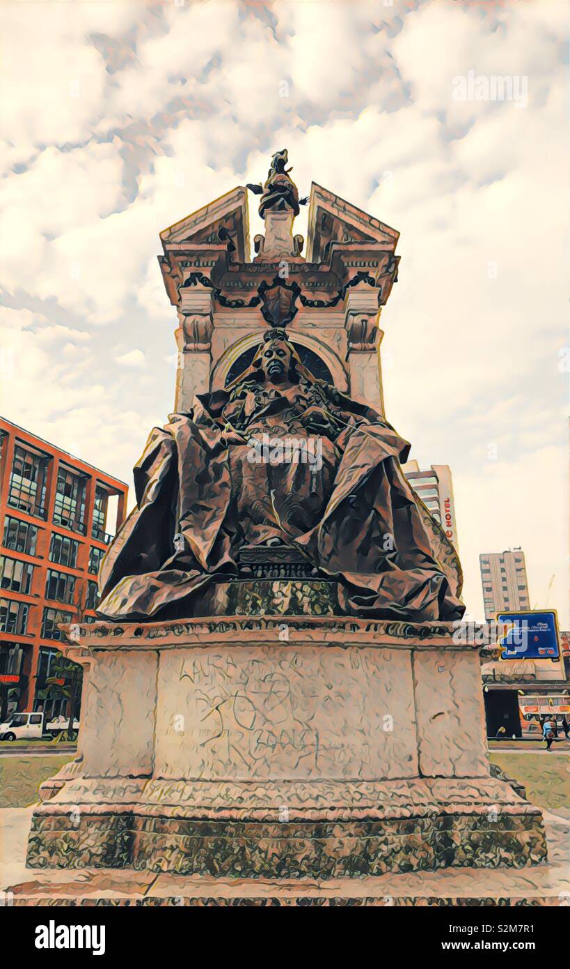Queen Victoria statue in Manchester England Stock Photo - Alamy