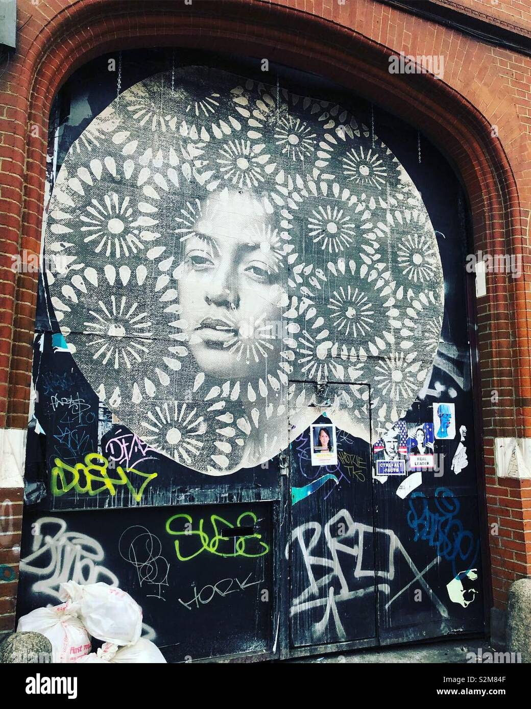 Spittlefields street art Stock Photo - Alamy