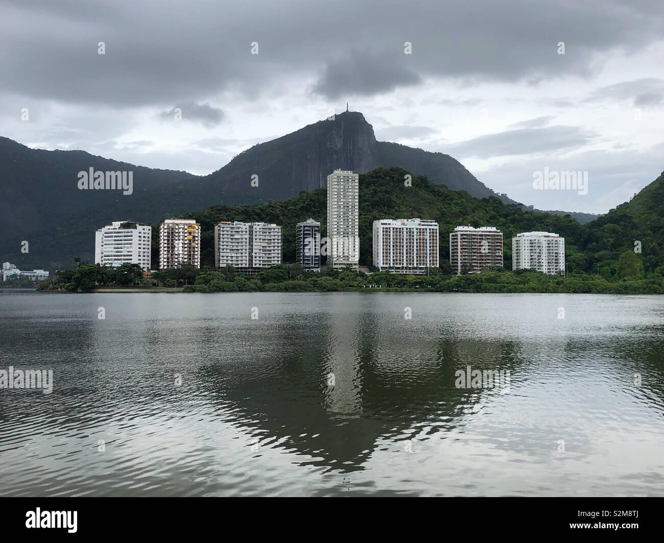 Rodrigo Freitas lagoon in Rio de Janeiro, Brazil Stock Photo - Alamy