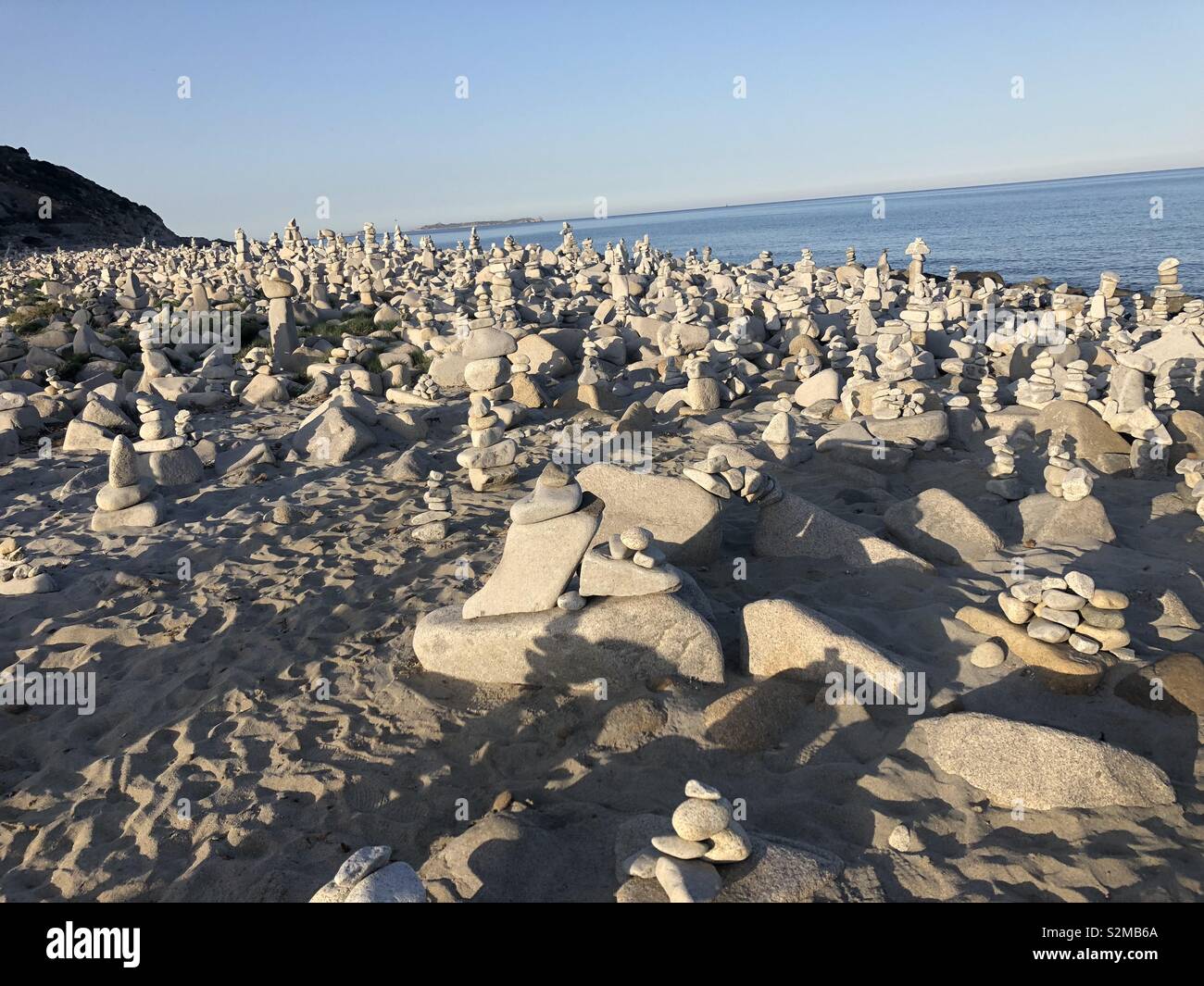 Stacked rocks hi-res stock photography and images - Alamy