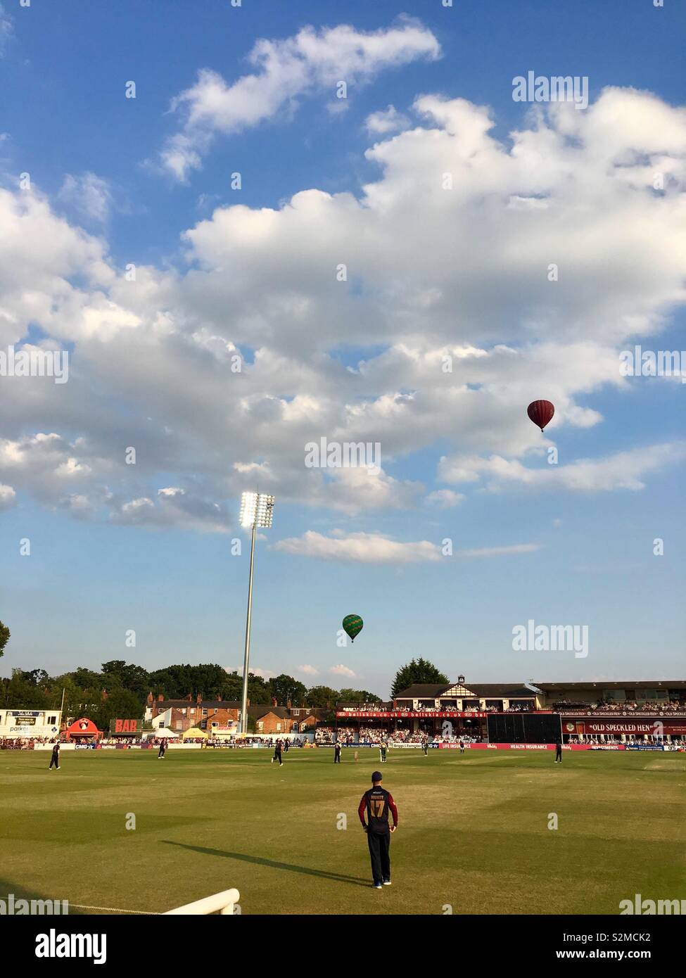 English summer evening hi-res stock photography and images - Alamy
