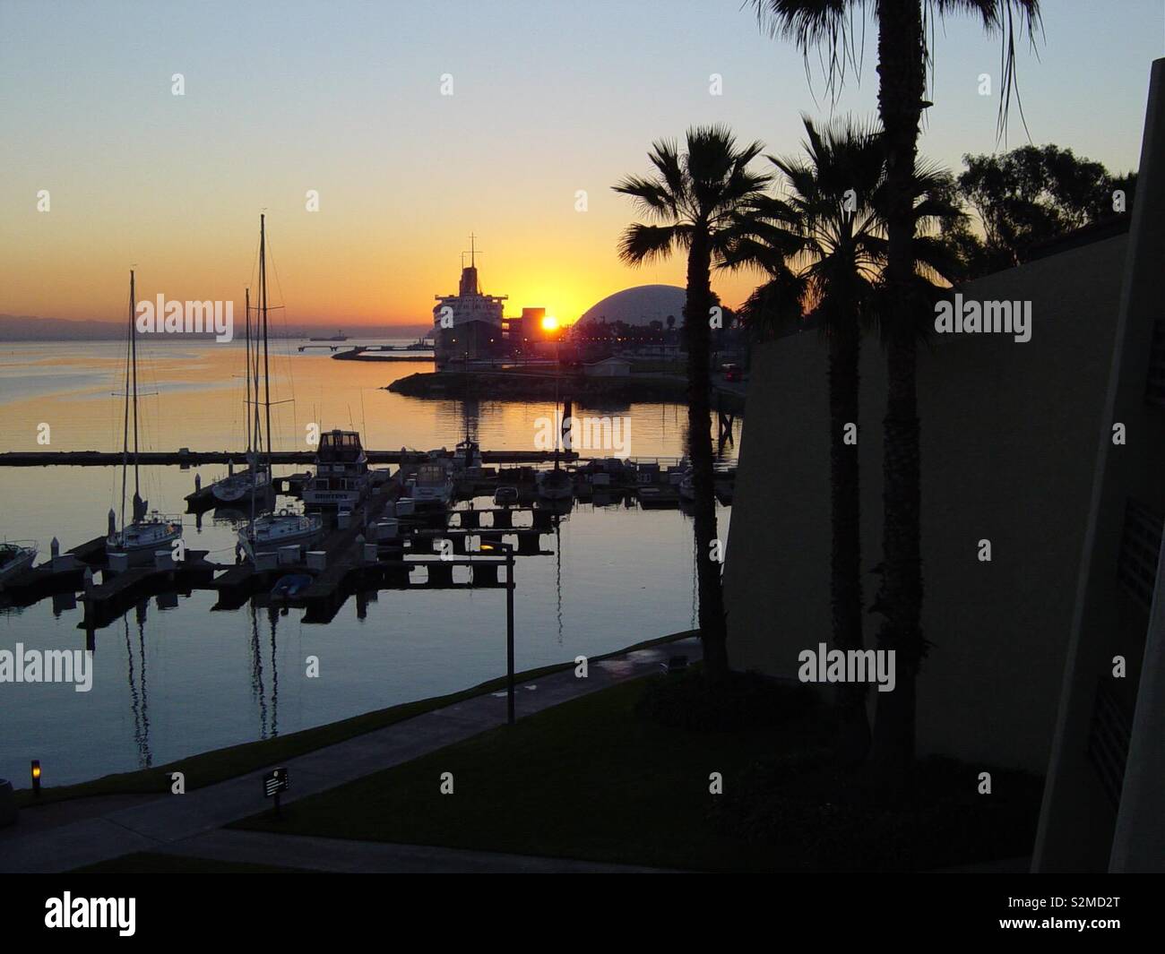 Going to sunset hi-res stock photography and images - Alamy