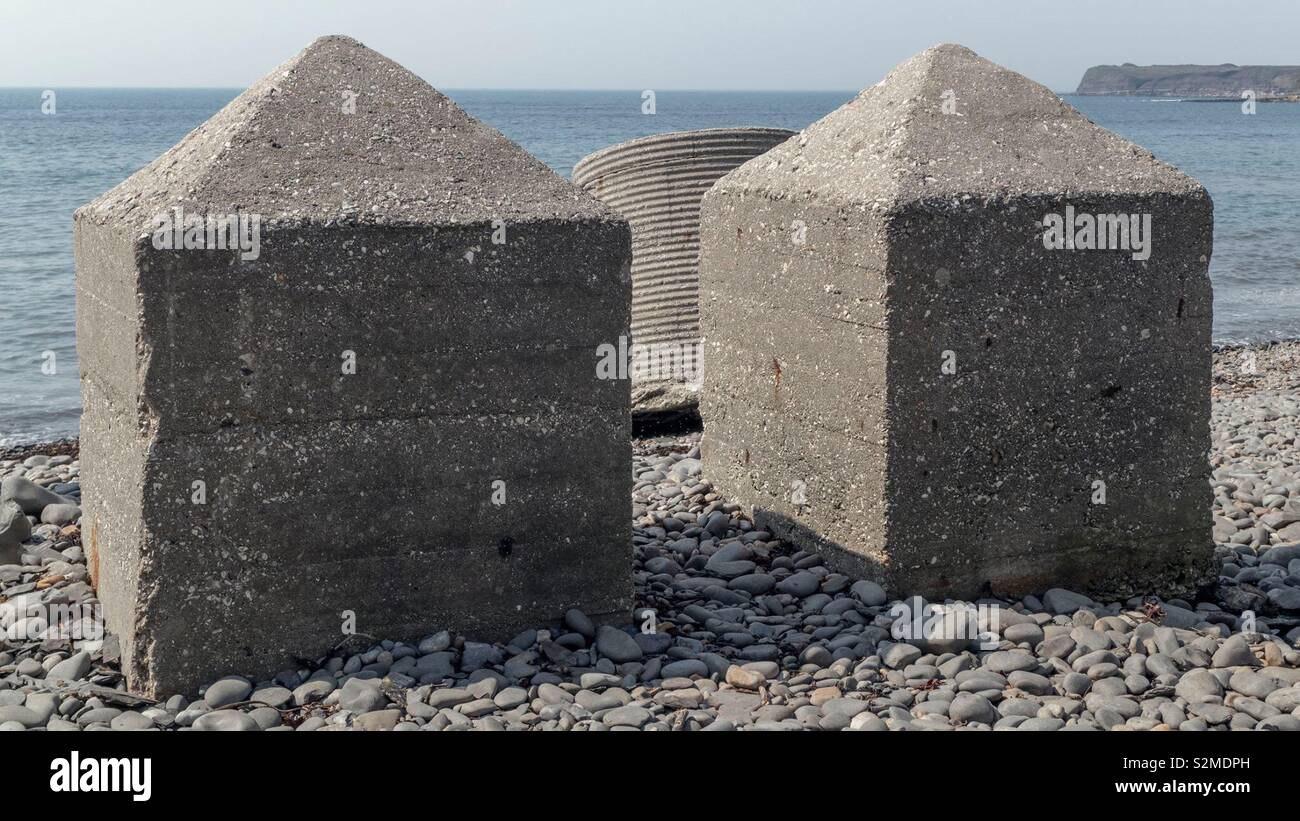 Ww2 tank traps hi-res stock photography and images - Alamy