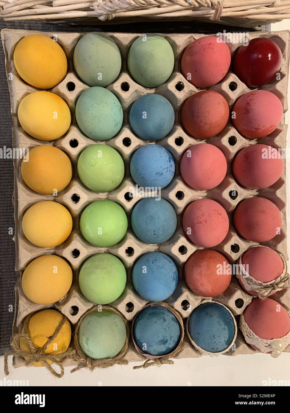 Eggs colors hi-res stock photography and images - Alamy