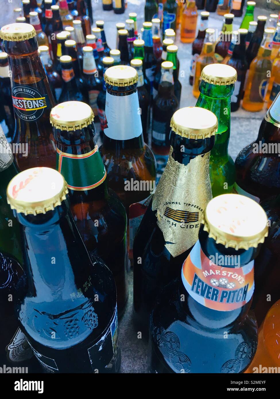 Lots of bottles of beer Stock Photo - Alamy