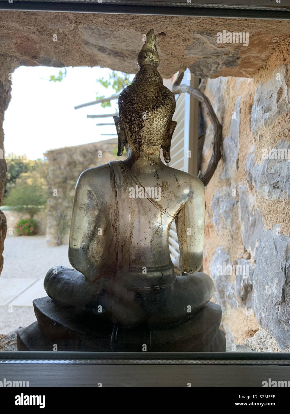 Silver buddha hi-res stock photography and images - Alamy