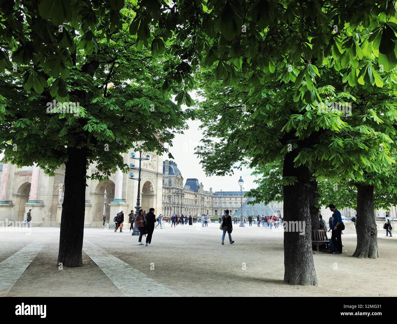 Louvre courtyard hi-res stock photography and images - Alamy