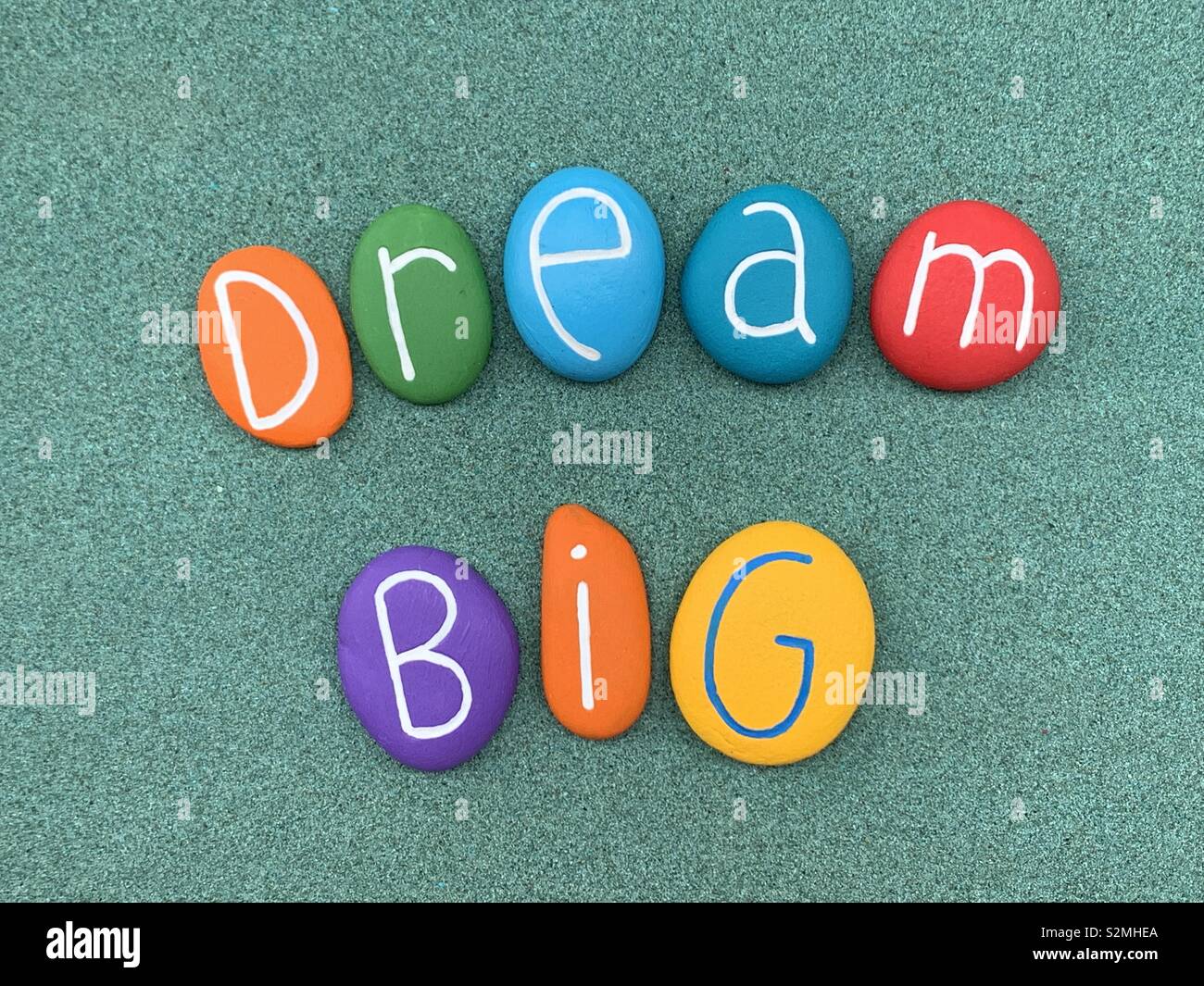 Big pebbles hi-res stock photography and images - Alamy