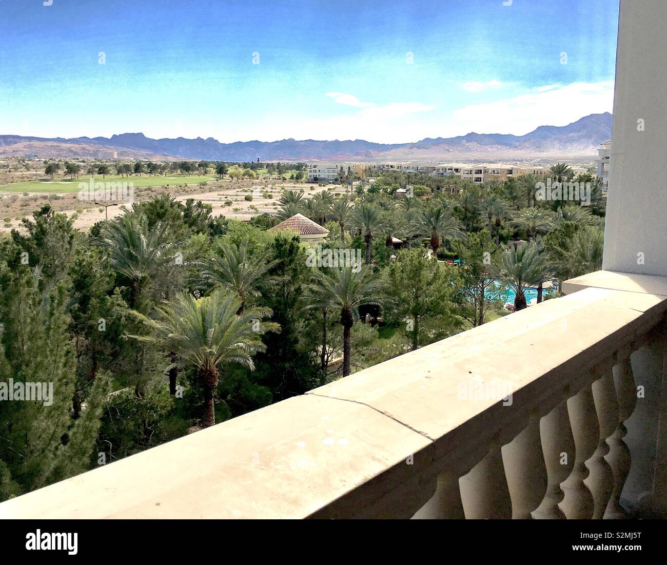 Las vegas desert hi-res stock photography and images - Alamy