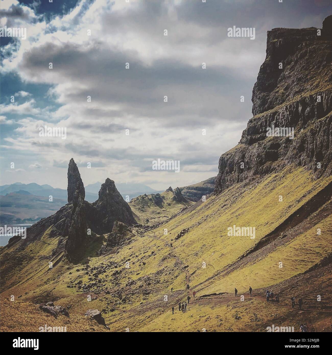 Old man of storr rock formation hi-res stock photography and images - Alamy