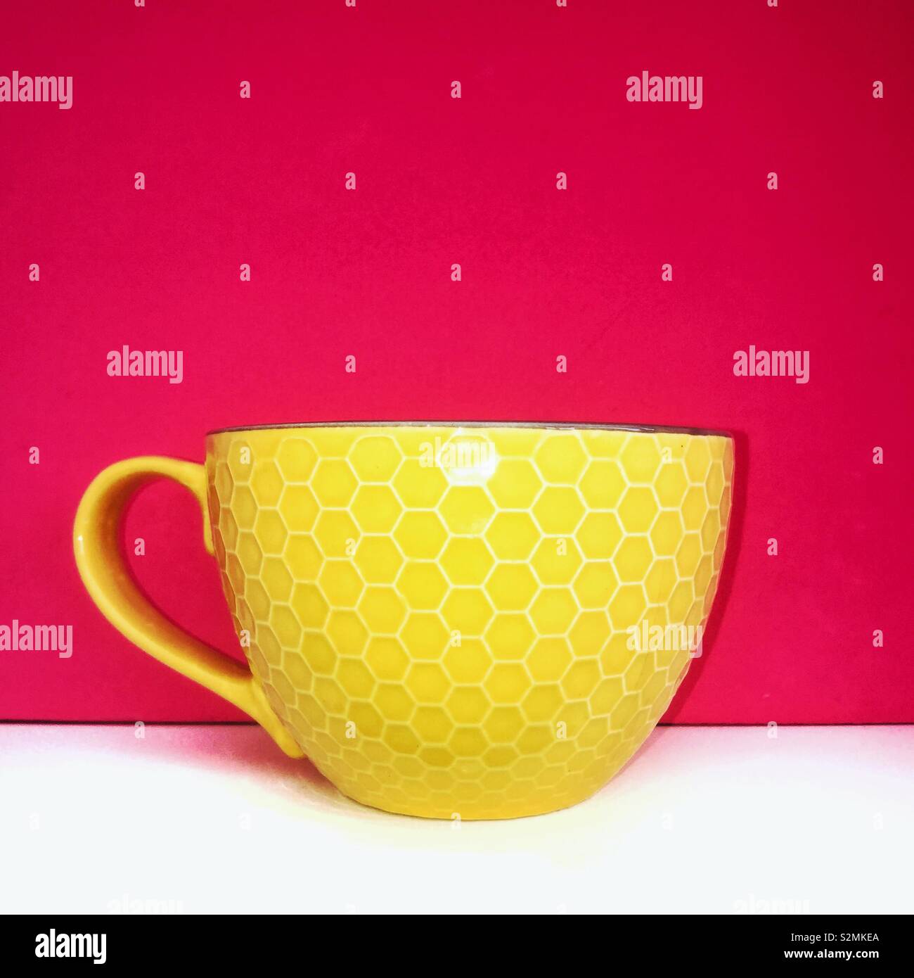 Cup of colours hi-res stock photography and images - Alamy