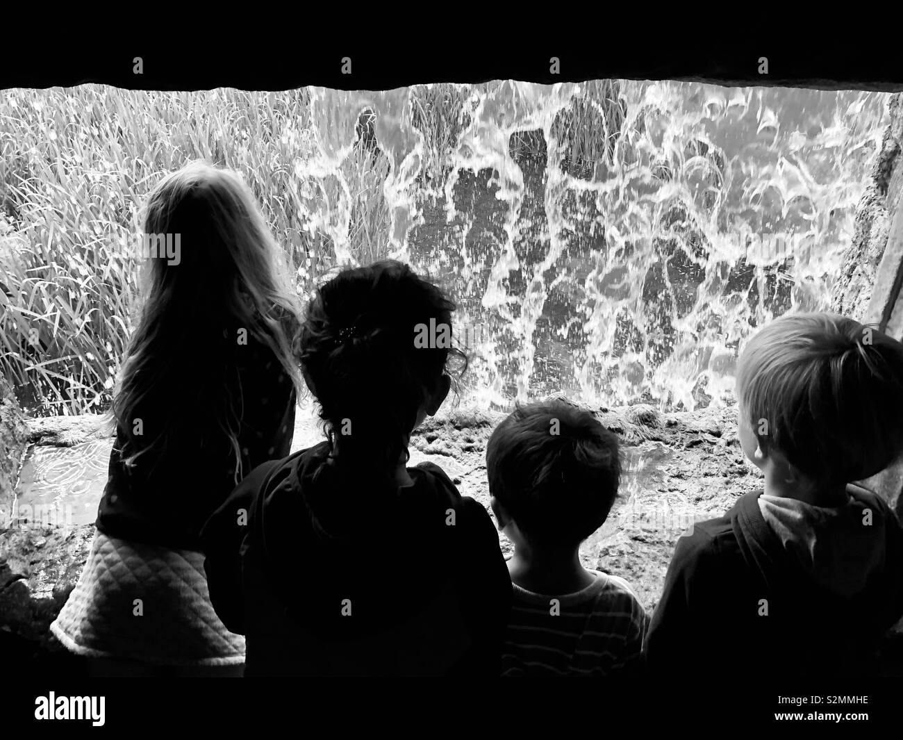 Behind waterfall hi-res stock photography and images - Alamy