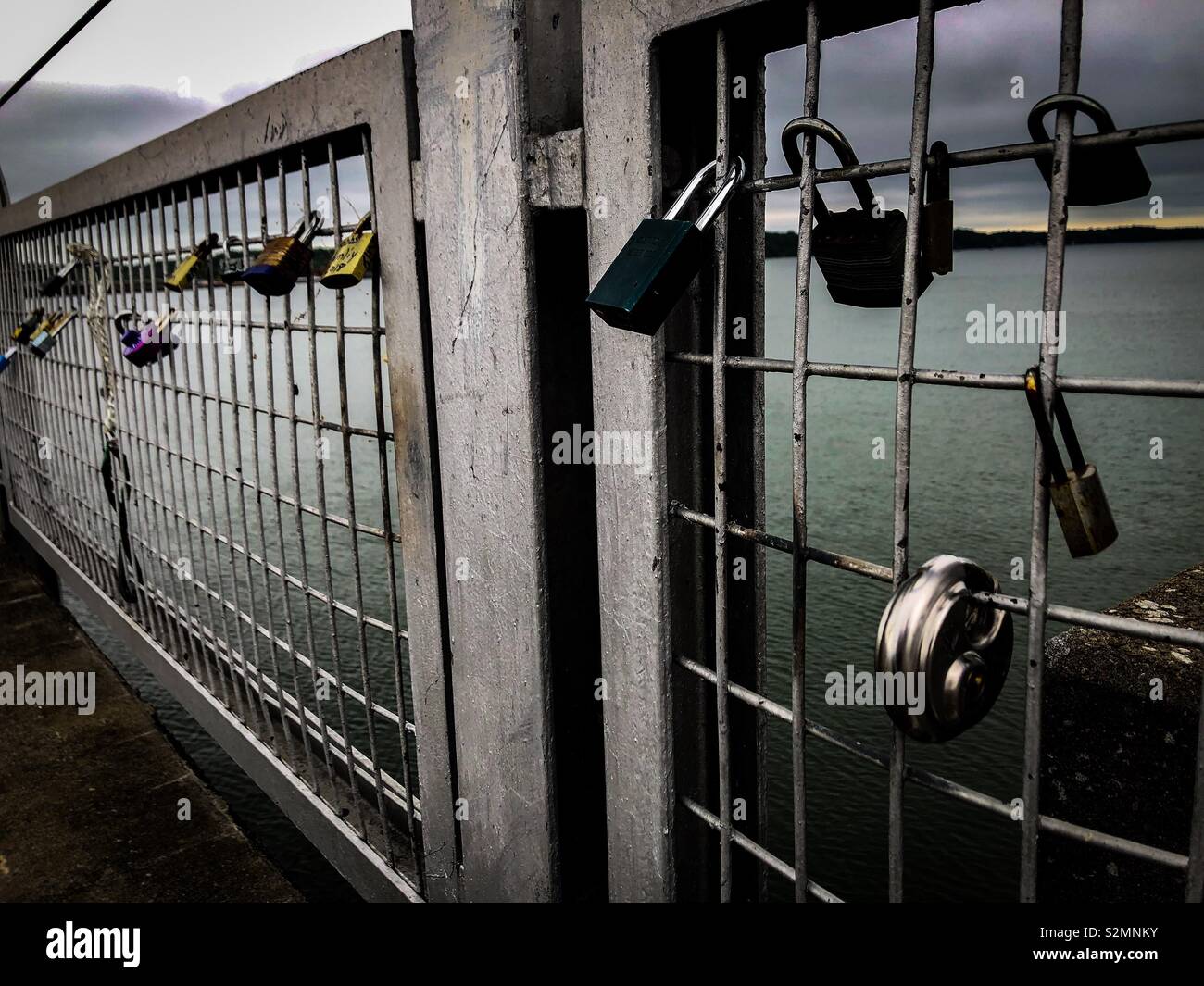 Kentucky lock bridge hi-res stock photography and images - Alamy