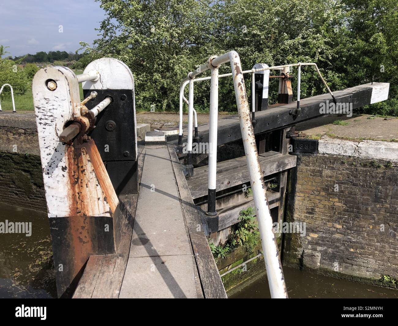 Water gates hi-res stock photography and images - Alamy