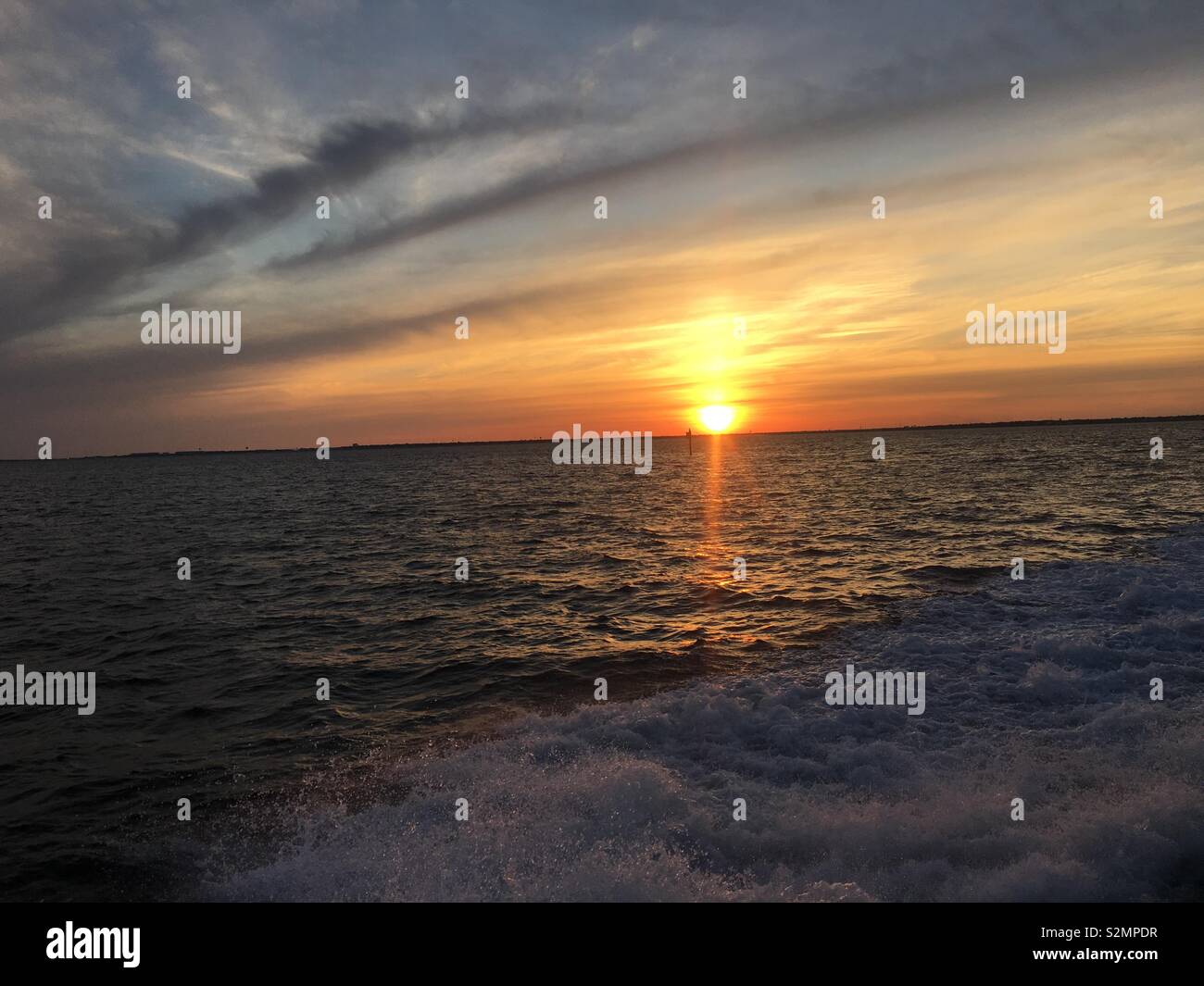Sunrise and sunset views hi-res stock photography and images - Alamy