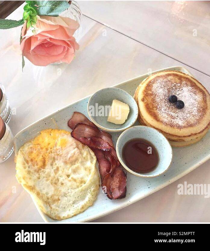 Full american breakfast hi-res stock photography and images - Alamy