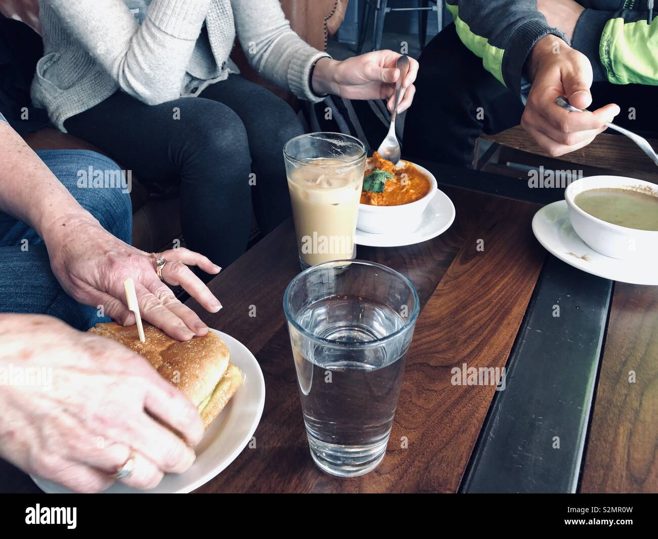 Lunchtime at a coffeehouse Stock Photo - Alamy