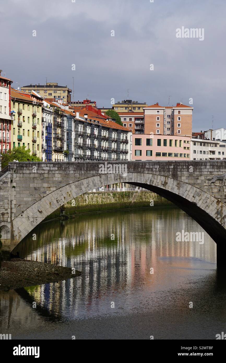 Bridge architecture hi-res stock photography and images - Alamy
